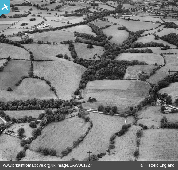 EAW001227 ENGLAND (1946). Hopwood Dingle, Hopwood, 1946 | Britain From ...