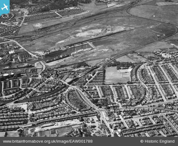 EAW001788 ENGLAND (1946). Bidston Dock and environs, Bidston, 1946 ...