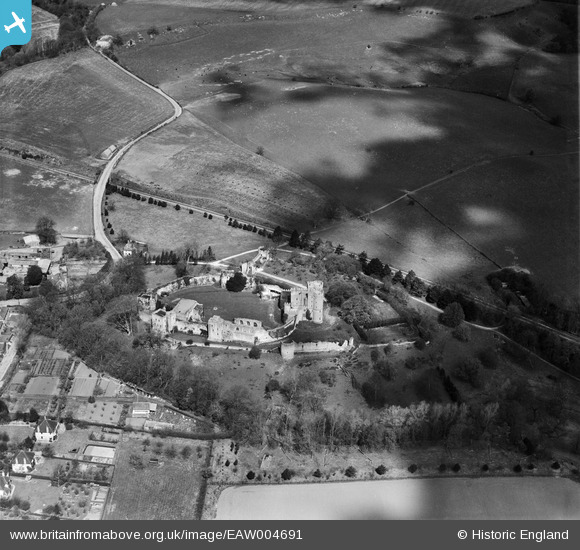 EAW004691 ENGLAND (1947). Saltwood Castle, Saltwood, 1947 | Britain ...