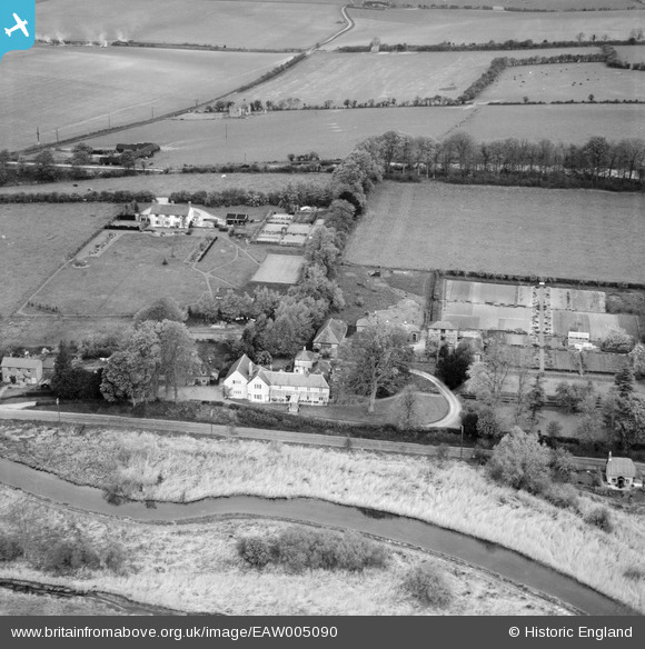 eaw005090 ENGLAND (1947). Itchen Abbas House and the surrounding ...