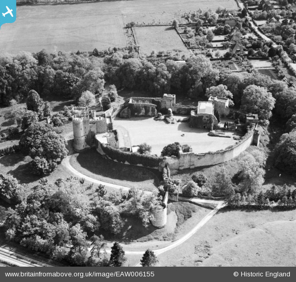 EAW006155 ENGLAND (1947). Saltwood Castle, Saltwood, 1947 | Britain ...