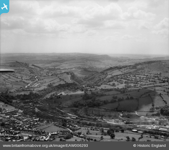 EAW006293 ENGLAND (1947). Station Quarry and surrounding countryside ...