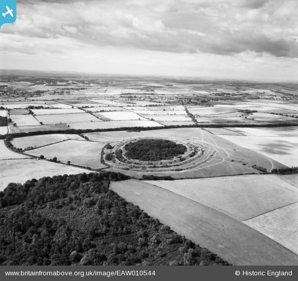 EAW010544 ENGLAND (1947). Badbury Rings and surrounding landscape ...