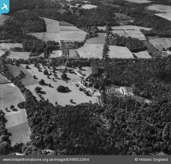 EAW011064 ENGLAND (1947). Handcross Park and the surrounding ...