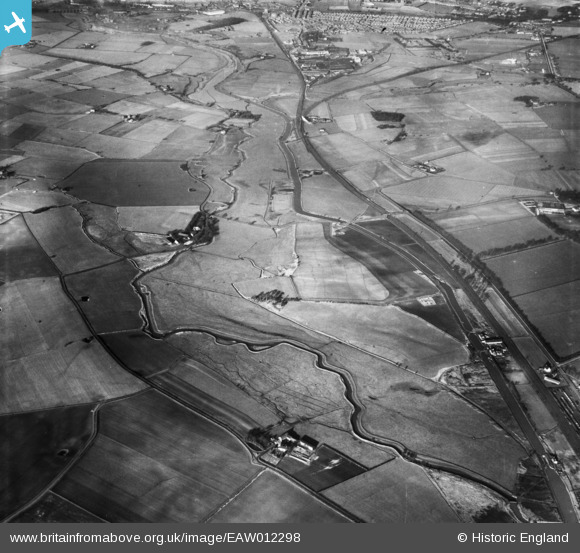 eaw012298 ENGLAND (1947). The St Helens Canal north of Winwick Quay ...