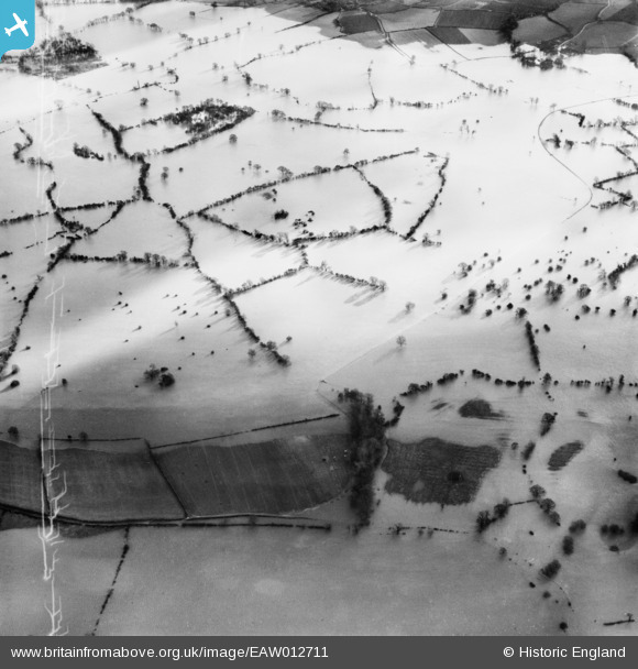 EAW012711 ENGLAND (1948). Extensive flooding of the River Severn to the ...