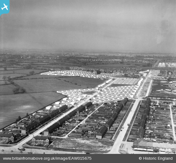 EAW015675 ENGLAND (1948). Pre-fabricated housing off Hotham Road and ...