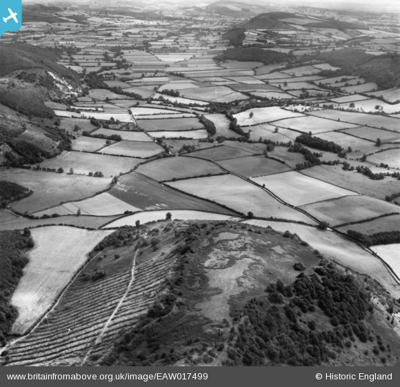 EAW017499 ENGLAND (1948). Burfa Bank looking towards Nash, Knill, 1948 ...