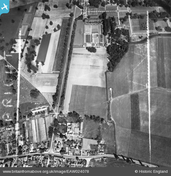 EAW024078 ENGLAND (1949). The National Institute of Agricultural ...