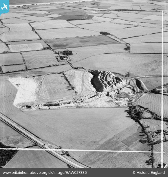 EAW027335 ENGLAND (1949). Opencast Coal Mining site opposite ...