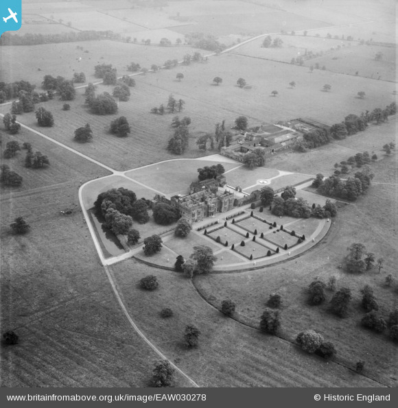 eaw030278 ENGLAND (1950). Burton Constable Hall and Gardens, Burton ...