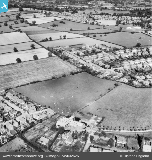 eaw032626 ENGLAND (1950). Farm near Scarsdale Avenue and environs ...