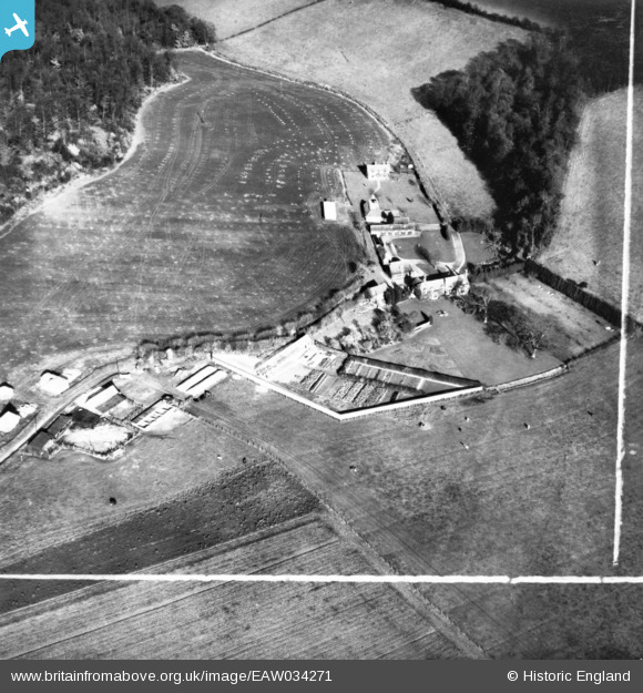 EAW034271 ENGLAND (1950). Bluey's Farm, Chisbridge Cross, 1950. This ...