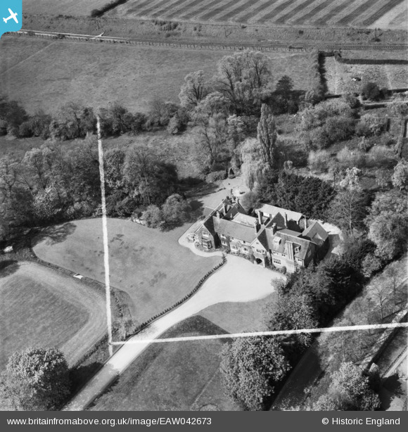 EAW042673 ENGLAND (1952). Ladymede, Little Kimble, 1952. This image was ...