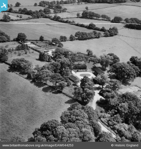 eaw044253 ENGLAND (1952). Bigges Farm, Staplefield, 1952. This image ...