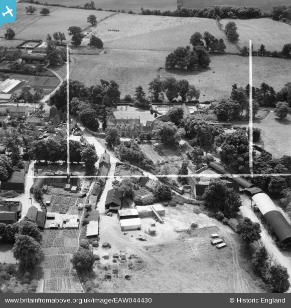 EAW044430 ENGLAND (1952). Top End Farm and Pytchley House, Pytchley ...
