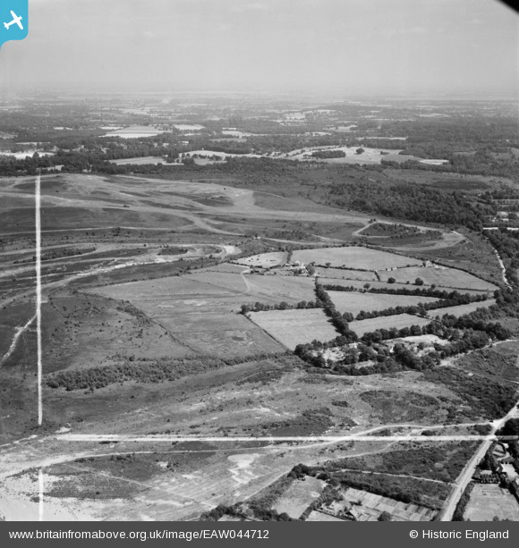 EAW044712 ENGLAND (1952). Langshot Farm and Chobham Common, Chobham ...