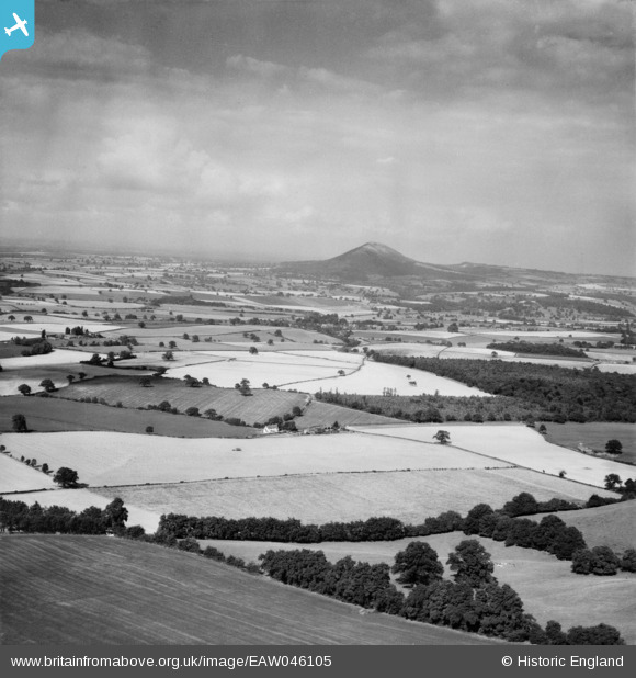 EAW046105 ENGLAND (1952). Countryside around Cressage and The Wrekin ...