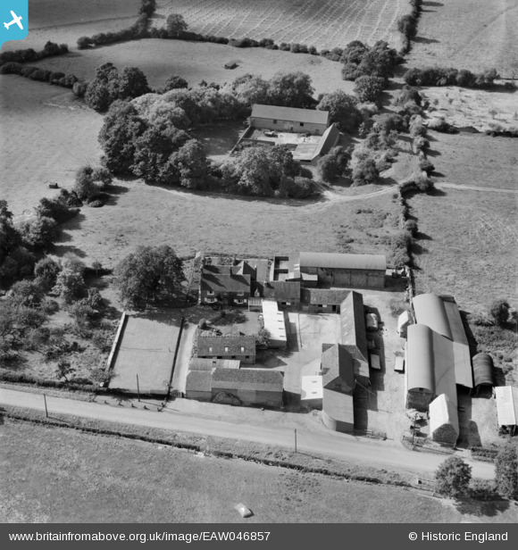 EAW046857 ENGLAND (1952). Church End Farm, Maxstoke, 1952 | Britain ...