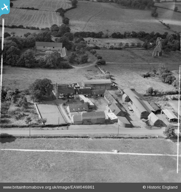 EAW046861 ENGLAND (1952). Church End Farm and the remains of Maxstoke ...