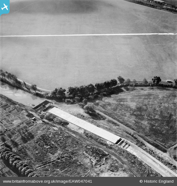 EAW047041 ENGLAND (1952). A culverted section of the Lee Flood Relief ...