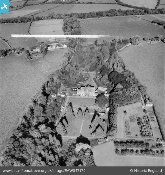 EAW047179 ENGLAND (1952). Killiganoon, Carnon Downs, 1952. This image ...