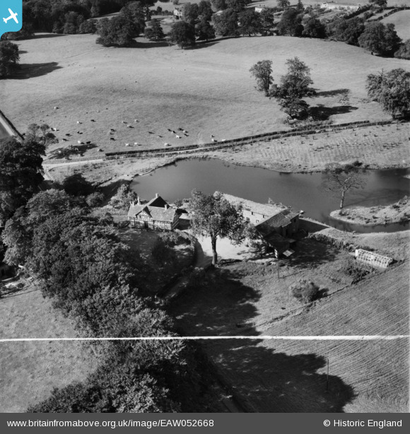 EAW052668 ENGLAND (1953). Pale Farm, Henbury, 1953. This image was ...