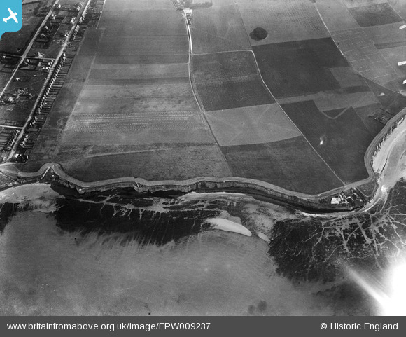 EPW009237 ENGLAND (1923). Prince's Walk and Foreness Point, Margate ...