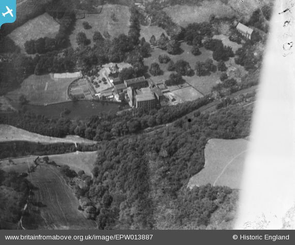 EPW013887 ENGLAND (1925). Thorpe Mill, Triangle, 1925 | Britain From Above
