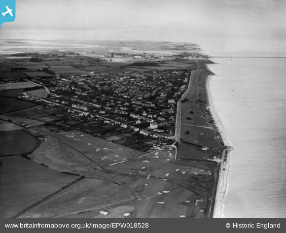 EPW018528 ENGLAND (1927). The town, Frinton-On-Sea, from the south-west ...