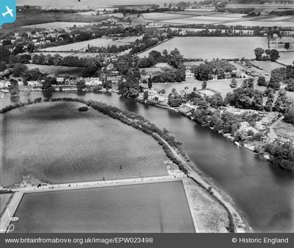 epw023498 ENGLAND (1928). Riverside Farm and Lower Halliford, Weybridge ...