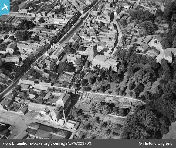 epw023769 ENGLAND (1928). St Lawrence's Church and environs, Towcester ...