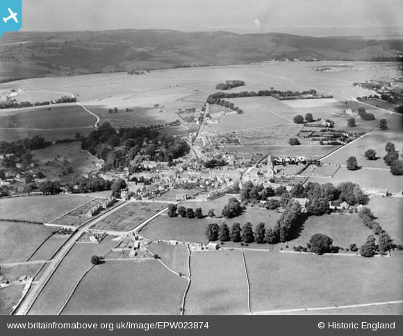 EPW023874 ENGLAND (1928). The town and common, Minchinhampton, from the ...