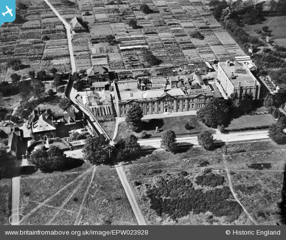EPW023928 ENGLAND (1928). Rothamstead Experimental Station, Harpenden ...