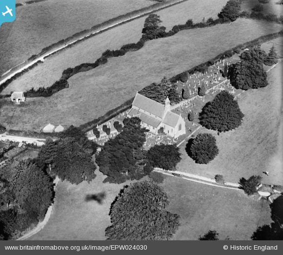 epw024030 ENGLAND (1928). Holy Trinity Church and Graveyard, Beaminster ...