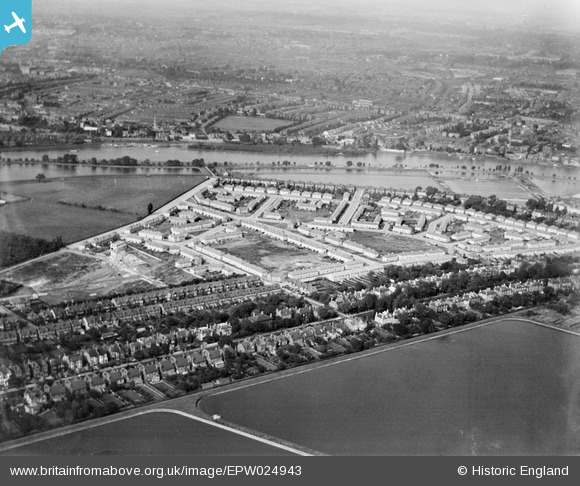 EPW024943 ENGLAND (1928). New housing estate at Barnes Avenue, Barnes ...