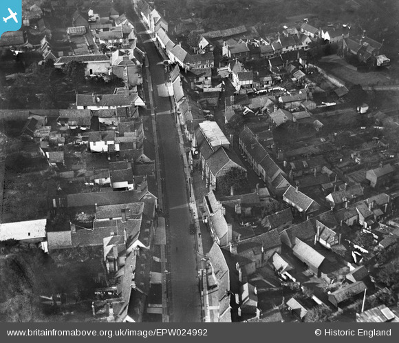 epw024992 ENGLAND (1928). The High Street and St John the Baptist ...