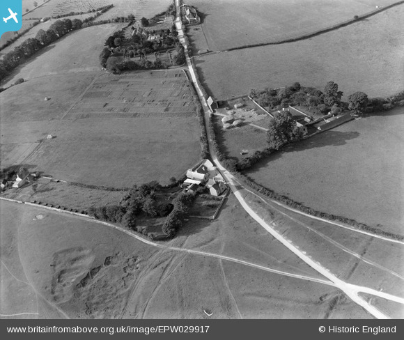 EPW029917 ENGLAND (1929). Simmond's Hall Farm and environs, Cranham ...