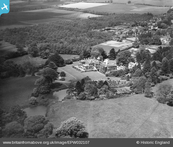 epw032107 ENGLAND (1930). Park House and environs, Boxley, 1930 ...