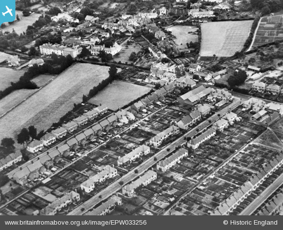 EPW033256 ENGLAND (1930). Houses along Lower Meadow Road and Fownes ...