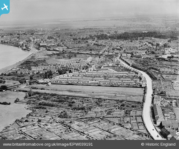 EPW039191 ENGLAND (1932). Saddlebow Road and the town, King's Lynn ...