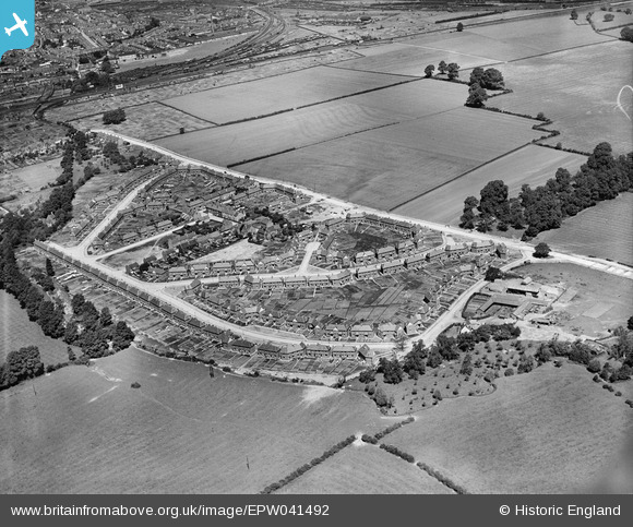 epw041492 ENGLAND (1933). Housing estate at Coney Hill, Gloucester ...