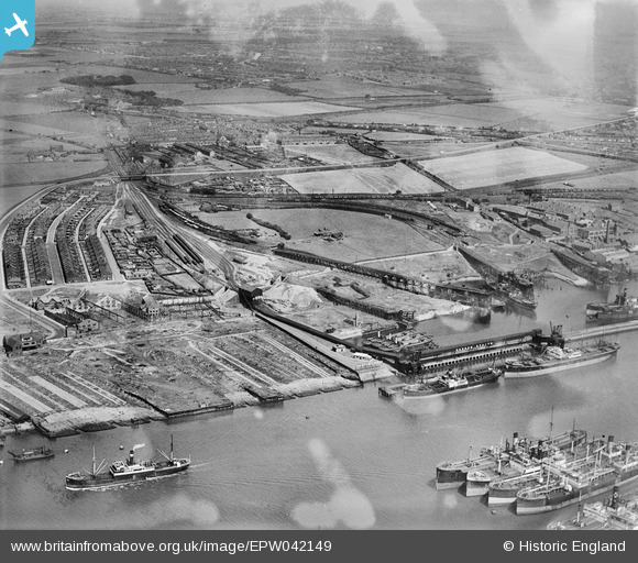 EPW042149 ENGLAND (1933). Hartley Main Collieries Ltd at Howdon and ...