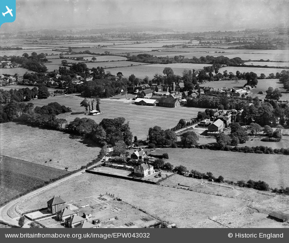 EPW043032 ENGLAND (1933). Stubbington House School and surrounding ...