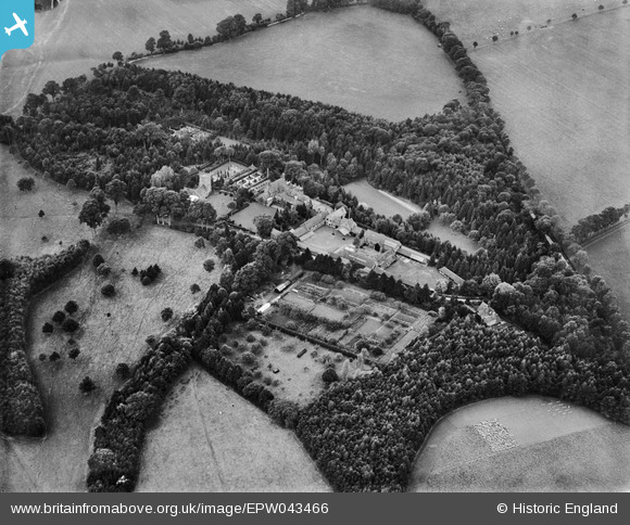 EPW043466 ENGLAND (1933). How Caple Court, St Andrew's Church and ...