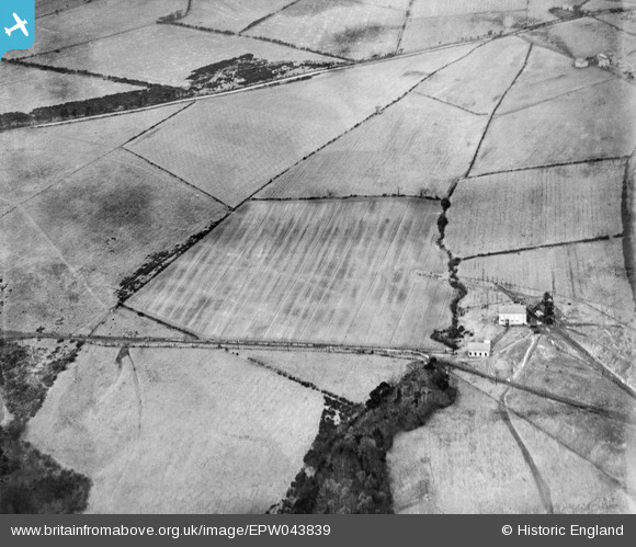 EPW043839 ENGLAND (1934). Chopwell Colliery (Pit No 3) and the ...