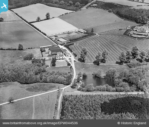 epw044536 ENGLAND (1934). Wannerton Farm and surrounding countryside ...