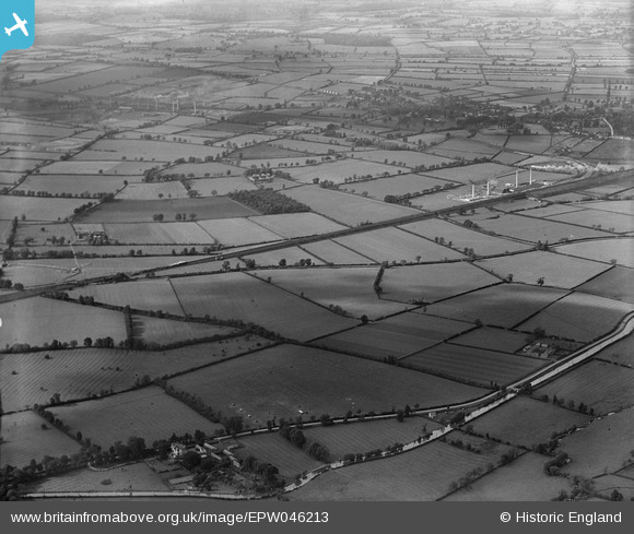 EPW046213 ENGLAND (1934). The London Brick Company's Brick Works and ...