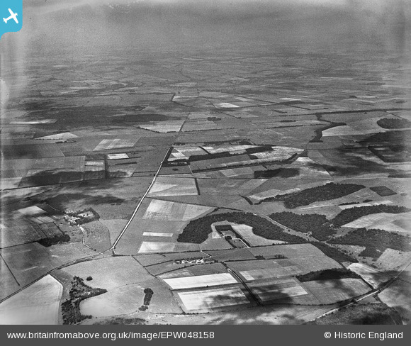 EPW048158 ENGLAND (1935). Chilbolton Down and surrounding countryside ...