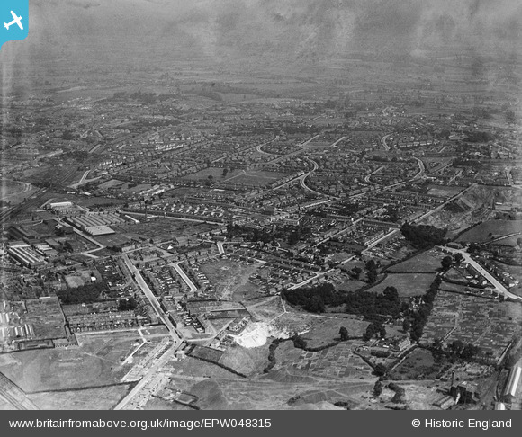 epw048315 ENGLAND (1935). The residential areas at Hillfields and ...